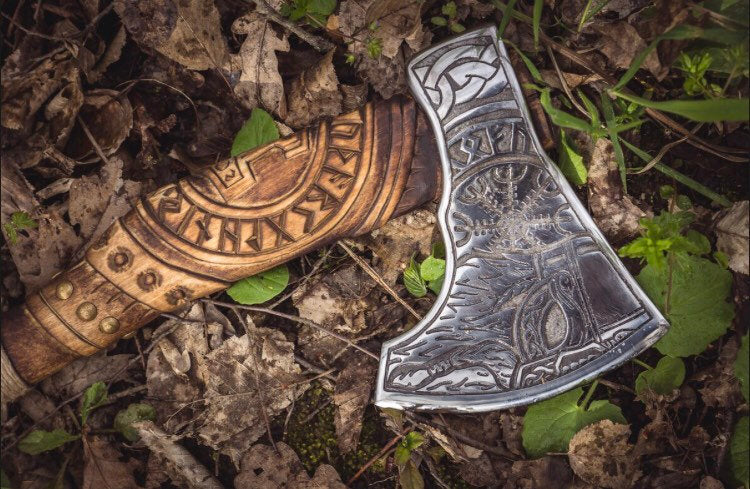 Hand forged axe - RAGNAR, 7 days delivery – Ramaic